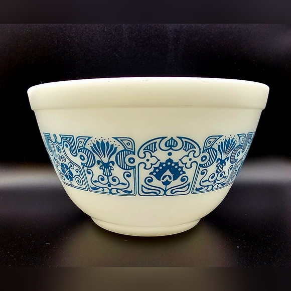 Pyrex | Kitchen | Vintage Pyrex Blue Horizon 4 Bowl | Poshmark